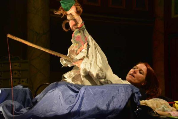 Anne Klinge spricht mit Händen und Füßen | Evangelischer Kirchenkreis ...